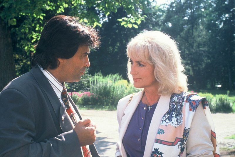 [02x11] Bilderjagd - Ein Schloss am Wörthersee – TV Wunschliste