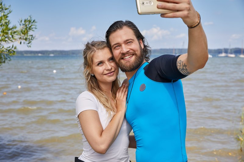 [18x16] Bretter, die die Welt bedeuten - Die Rosenheim-Cops – TV ...