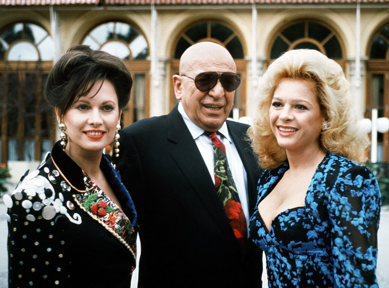 Ein Schloss am Wörthersee: Ein Glatzkopf kommt selten allein [S02E09 ...