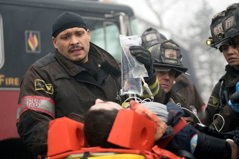 Chicago Fire Bilder (Seite 8) – TV Wunschliste