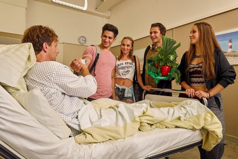 [05x06] Wir woll'n euch knutschen sehen! - Der Lehrer – TV Wunschliste