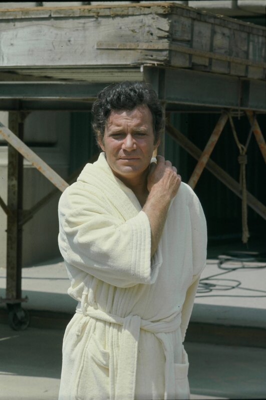 [06x01] Mord im Bistro (Fade in to Murder) - Columbo – TV Wunschliste