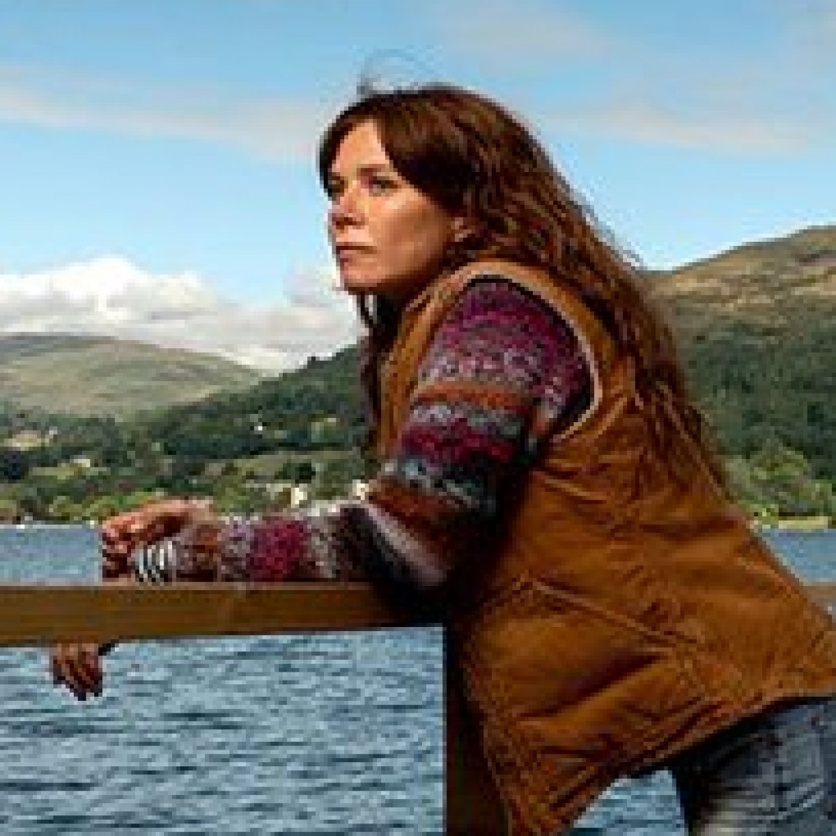 Neue Thriller mit Anna Friel ("Marcella") und Martin Freeman ("Sherlock ...