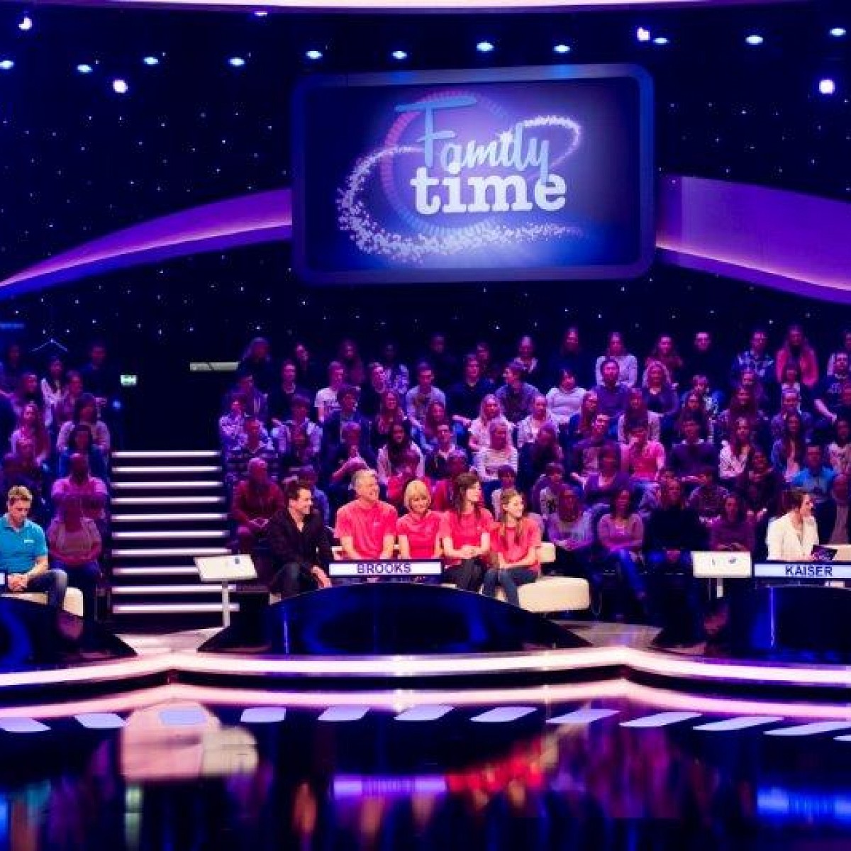 "Family Time": Disney Channel startet neue Gameshow - Drei Familien ...