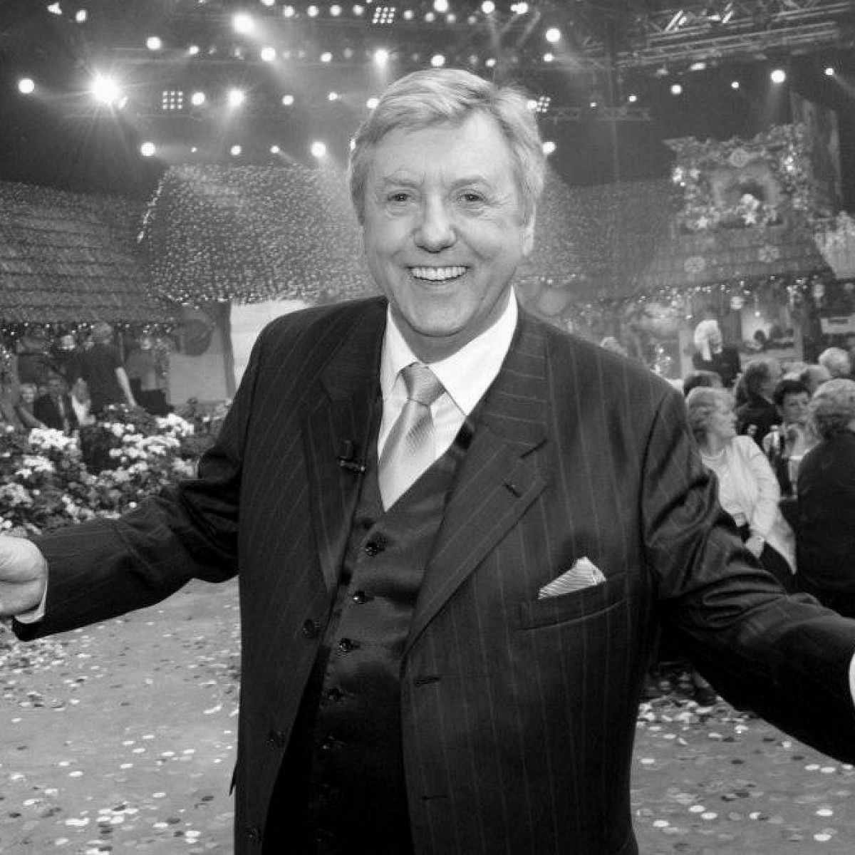 "Musikantenstadl"-Erfinder Karl Moik im Alter von 76 Jahren gestorben ...