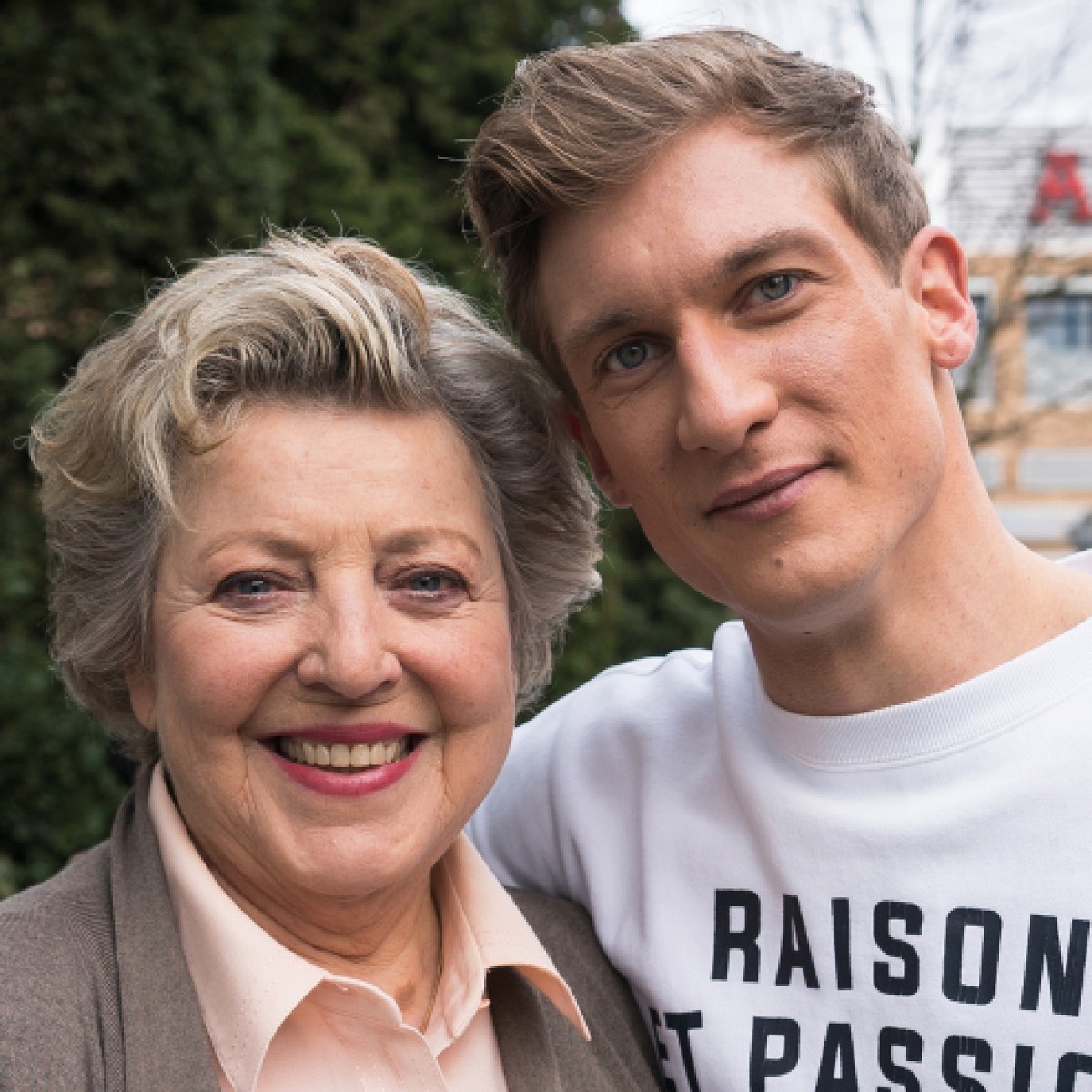 "Lindenstraße": Martin Walde wird neuer Hauptdarsteller - Ninas Bruder ...