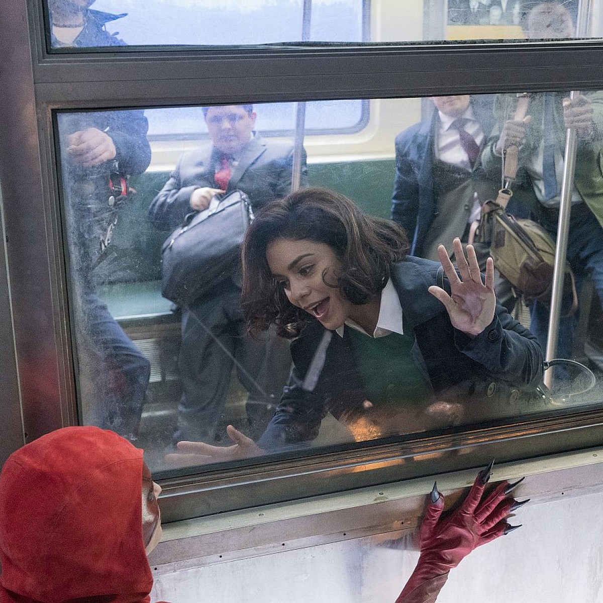 NBC bestellt DC-Comedy "Powerless" und "Trial & Error" - Versicherungsmitarbeiter und Anwälte ...