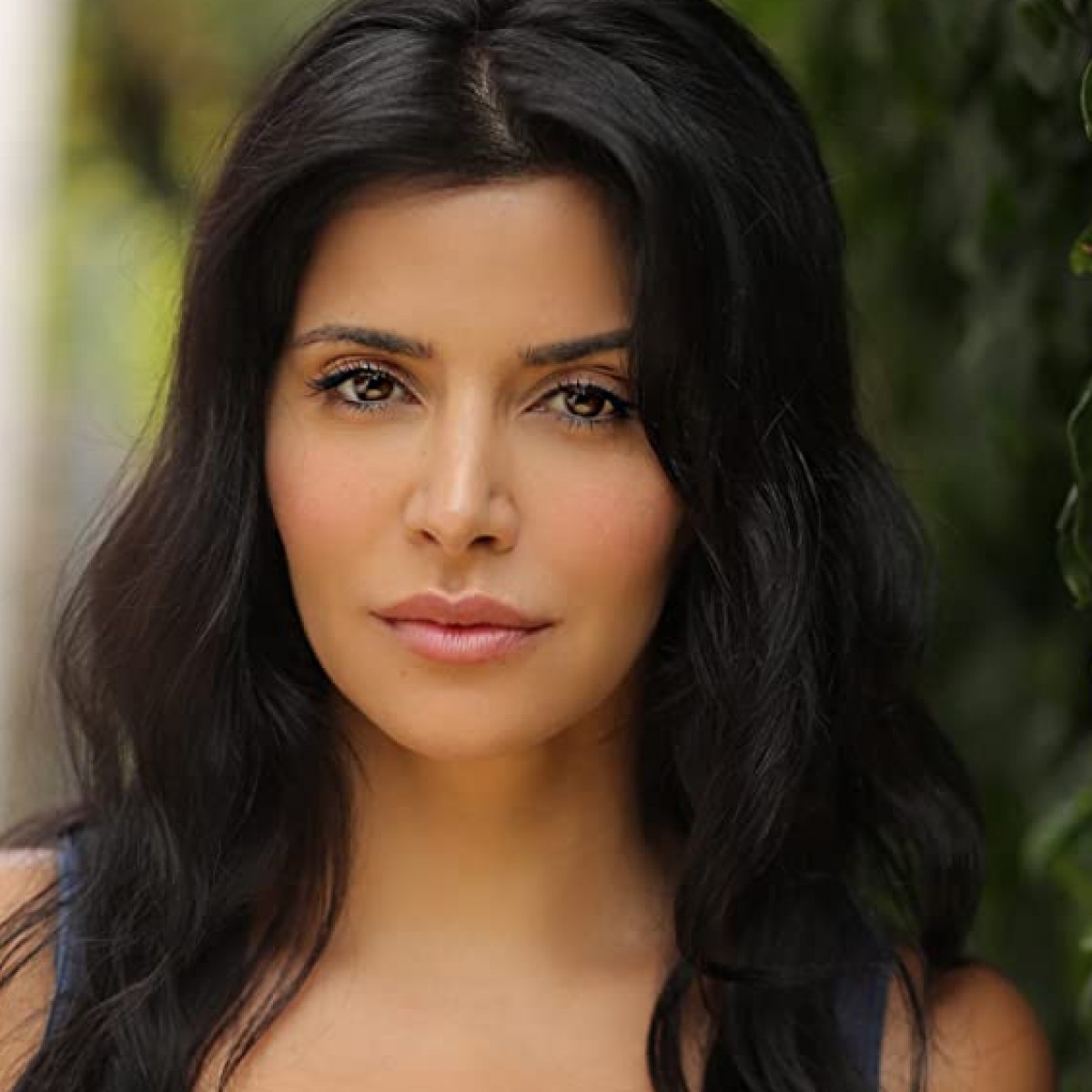 "Batwoman" engagiert neue Gegenspielerin für Alice - Shivaani Ghai ...