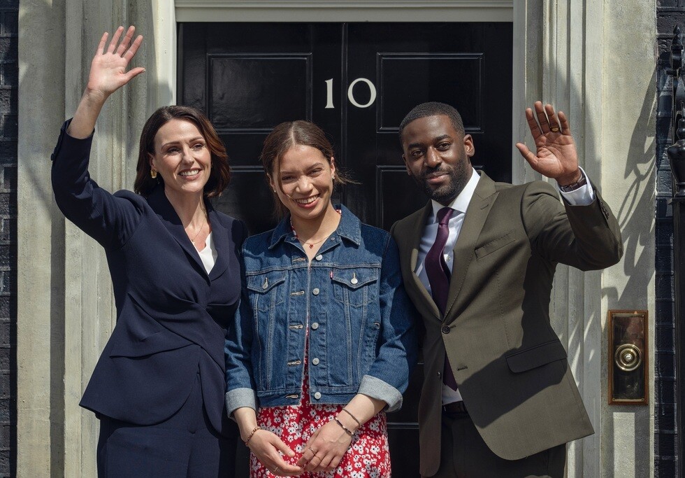 "Hostage": Trailer zur Netflix-Thrillerserie mit Suranne Jones und ...