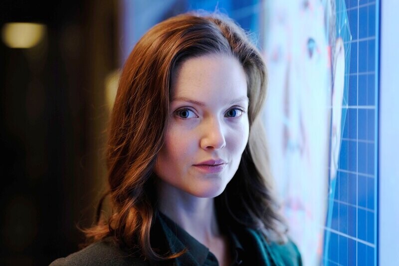 "The Capture": Thriller-Serie mit Holliday Grainger bekommt dritte ...